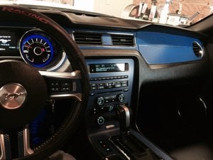 2010-2014 Mustang Dash Kits | AmericanMuscle